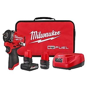 Milwaukee 2562-22 M12 FUEL™ Stubby 3/8" Impact Wrench Kit