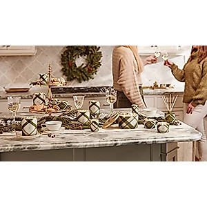 Thymes Frosted Plaid Frasier Fir Candle - 10 Oz Medium Jar Candle