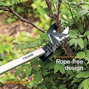 FISKARS 7.9ft-12ft Extendable Pole Tree Pruner / Trimmer with Rotating Head and Precision-Ground Steel Blade - Easy and Smooth Cutting up to 1.25" Diameter