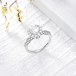 Molioaki 1.25 Carat (ctw) moissanite engagement rings for women Platinum Plated Silver moissanite rings- 9.5