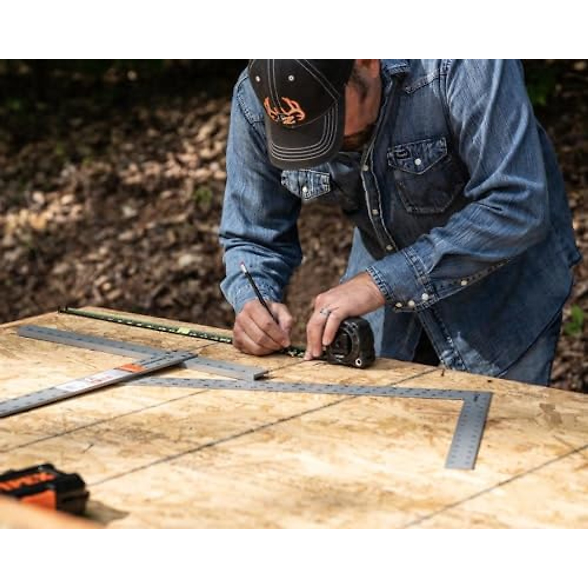 Crescent Lufkin 1-3/16" x 5m/16' Shockforce Nite Eye G1 Dual Sided Tape Measure - L1116CMEB