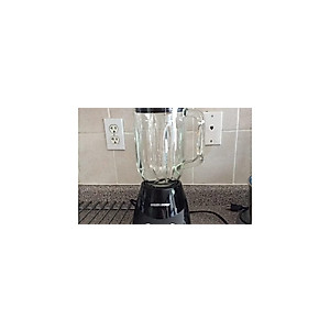 BLACK + DECKER (BLACK & DECKER) 10-Speed Blender, Black.