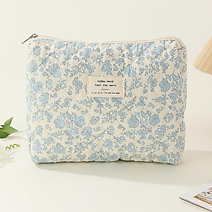Cessfle Kawaii Cotton Makeup Bag Large Travel Cosmetic Bag Quilted Coquette Makeup Pouch Aesthetic Floral Toiletry Bag
