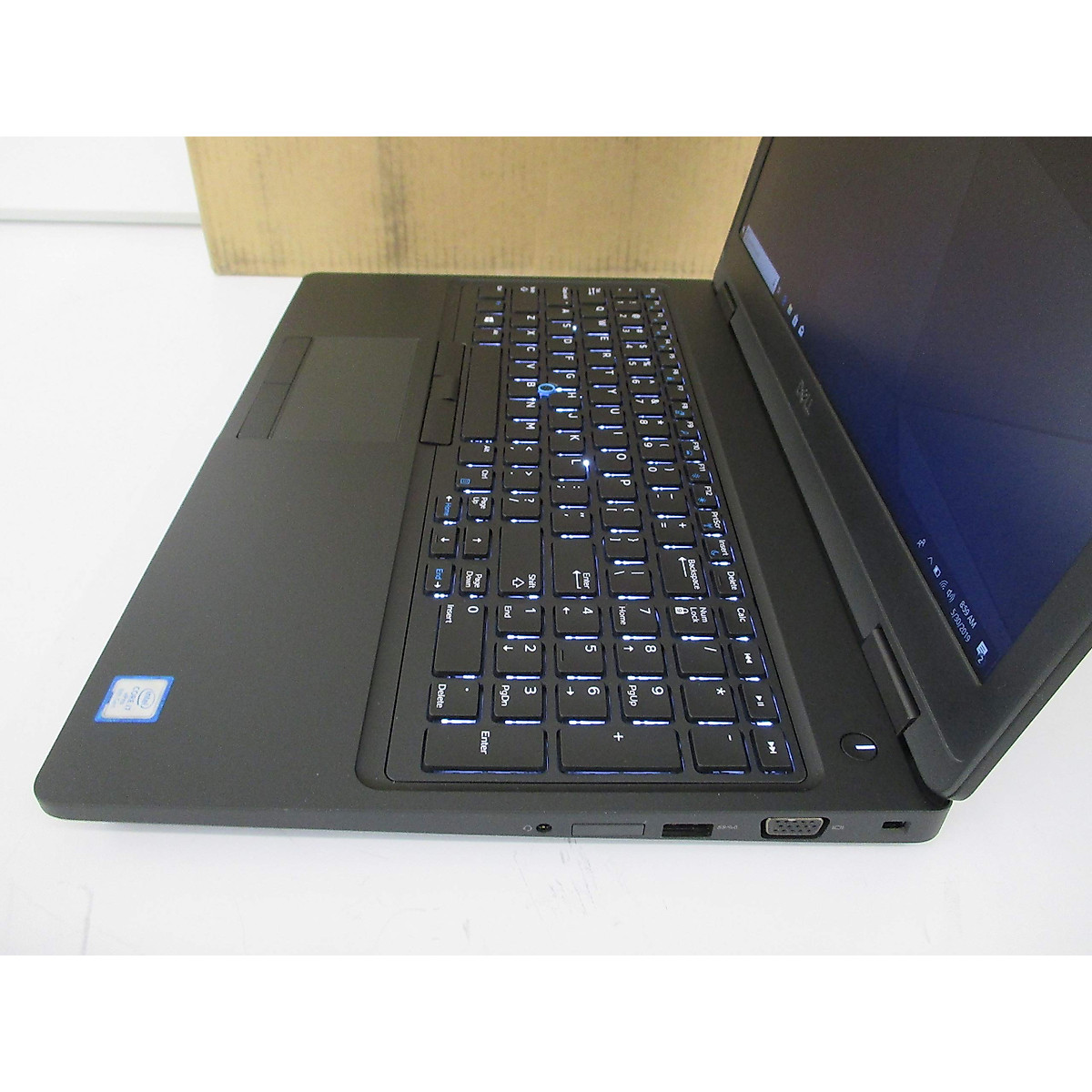 Dell Precision 3000 3530 15.6" LCD Mobile Workstation - Intel Core i7 (8th Gen) i7-8850H Hexa-core (6 Core) 2.60 GHz - 16 GB DDR4 SDRAM - 512 GB SSD - Windows 10 Pro 64-bit (English/French/Spanis