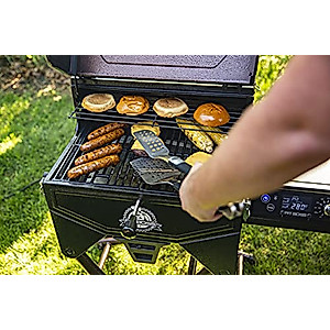 PIT BOSS Mahogany 260 Portable Wood Pellet Grill (PBPEL26010570)
