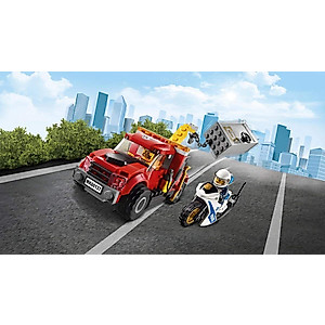 LEGO City Police Tow Truck Trouble 60137 Building Toy (144 Pieces)