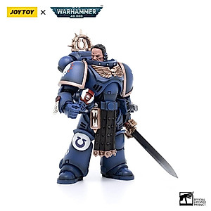 BLOOMAGE JOYTOY (BEIJING) TECH Warhammer 40K: Ultramarines Primaris Lieutenant Amulius 1:18 Scale Action Figure, Multi