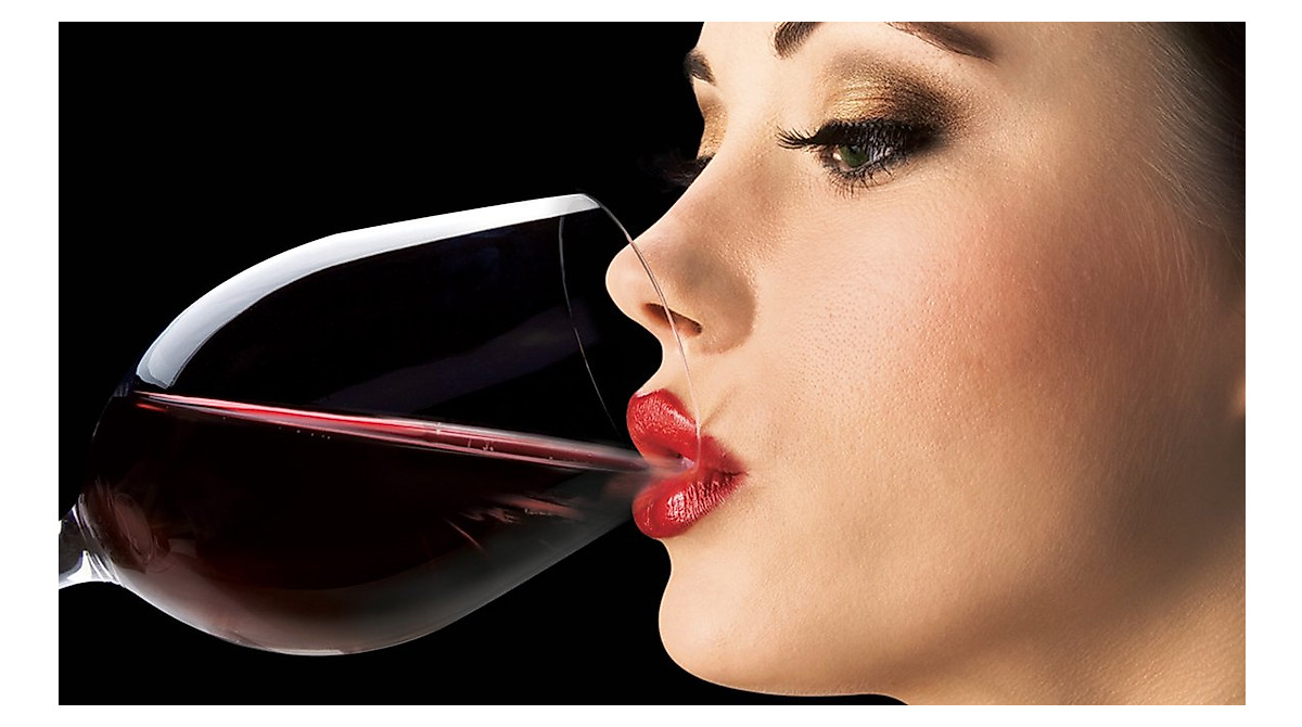 Vinturi Deluxe Red Wine Aerator and Decanter Tower Set | Enhances Flavors