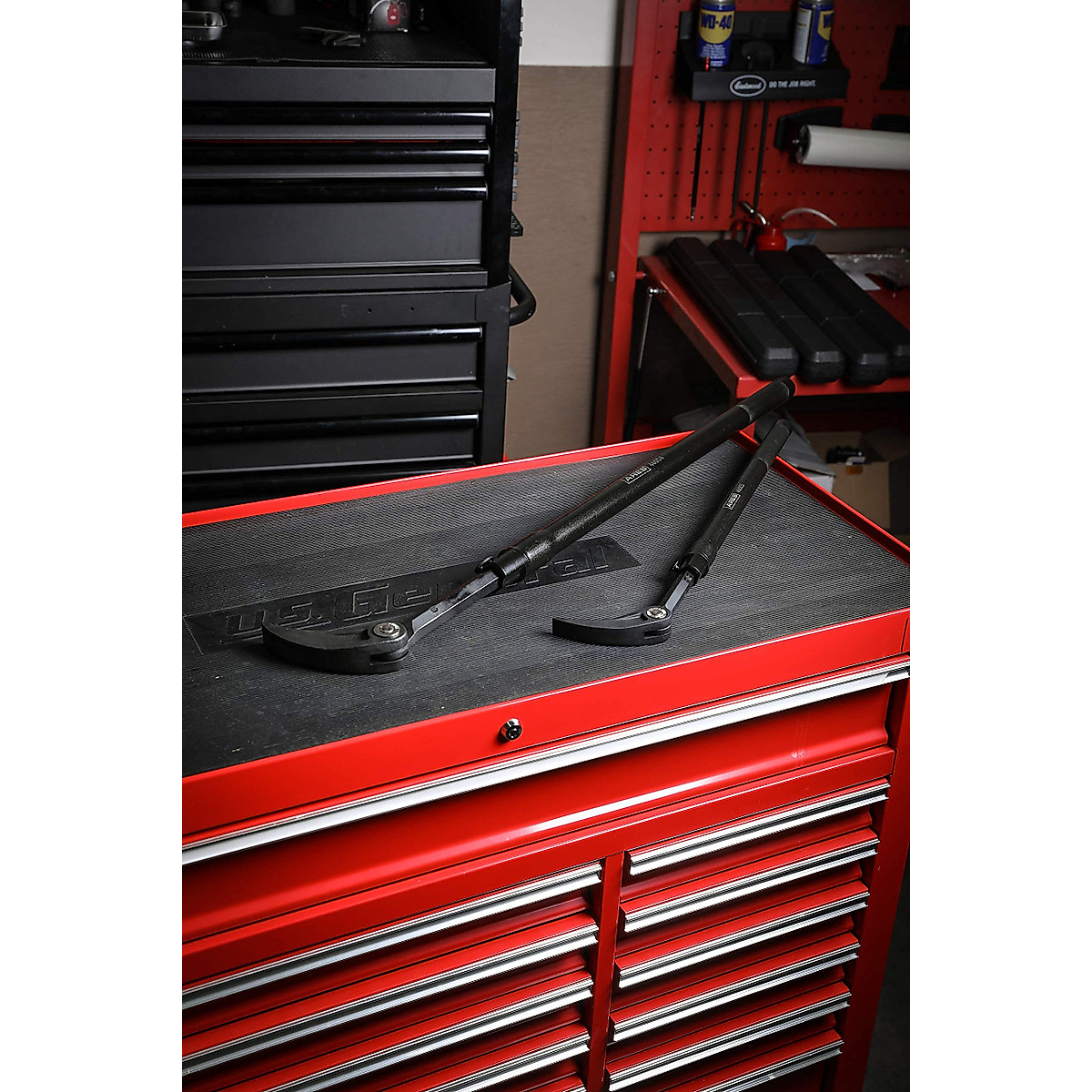 ARES 46003-21-Inch to 33-Inch Extendable Indexing Pry Bar - 14-Position Adjustable Angle Head - High Strength Chrome Vanadium Steel