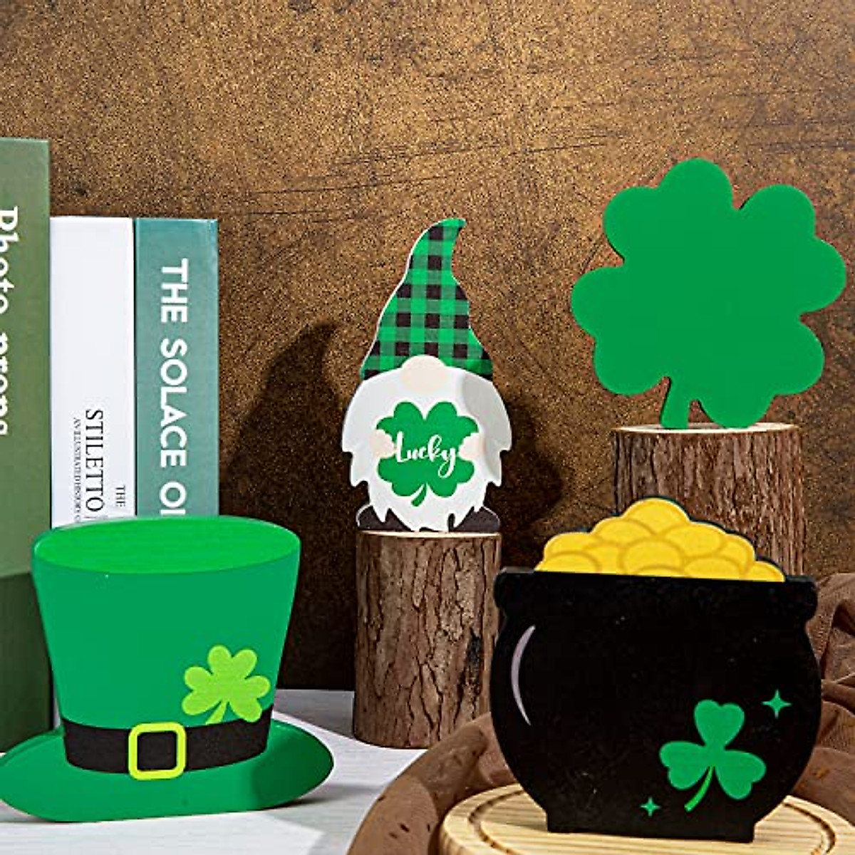 Whaline St. Patrick's Day Tiered Tray Decor Set Including Shamrock Gold Coin Pot Lucky Clover Gnome Green Hat Farmhouse Wood Sign Irish Spring Table Centerpiece for Holiday Party Home Decor, 4Pcs