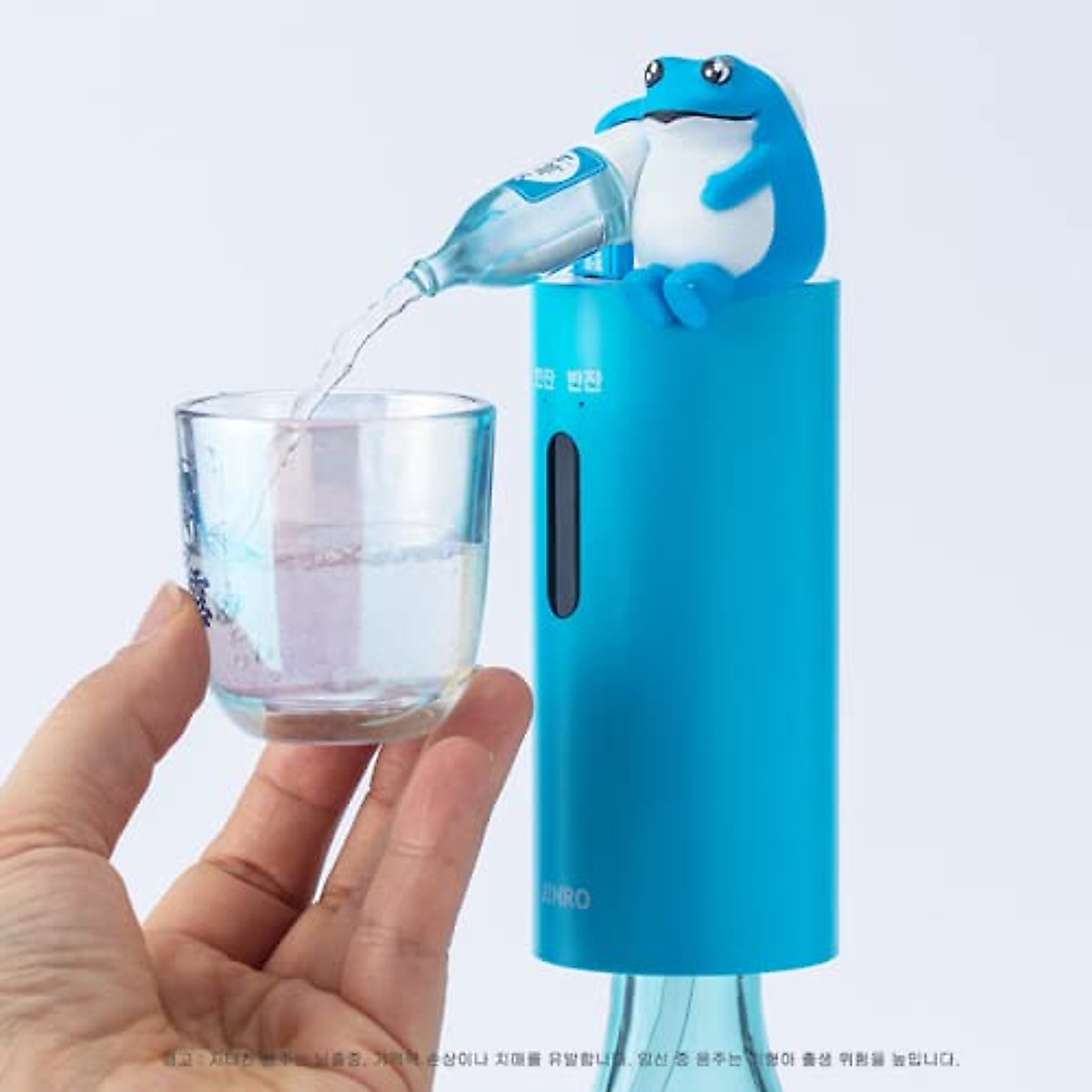 Jinro Soju Dispenser with 2 pcs of Soju Glasses, Automatic Drink Dispenser for Soju Only, Classic Soju Brand Merch, Korean Soju, Funny Gifts, Silicone Tube 2 Sizes, C-TYPE Charging [OFFICIAL LICENSE]