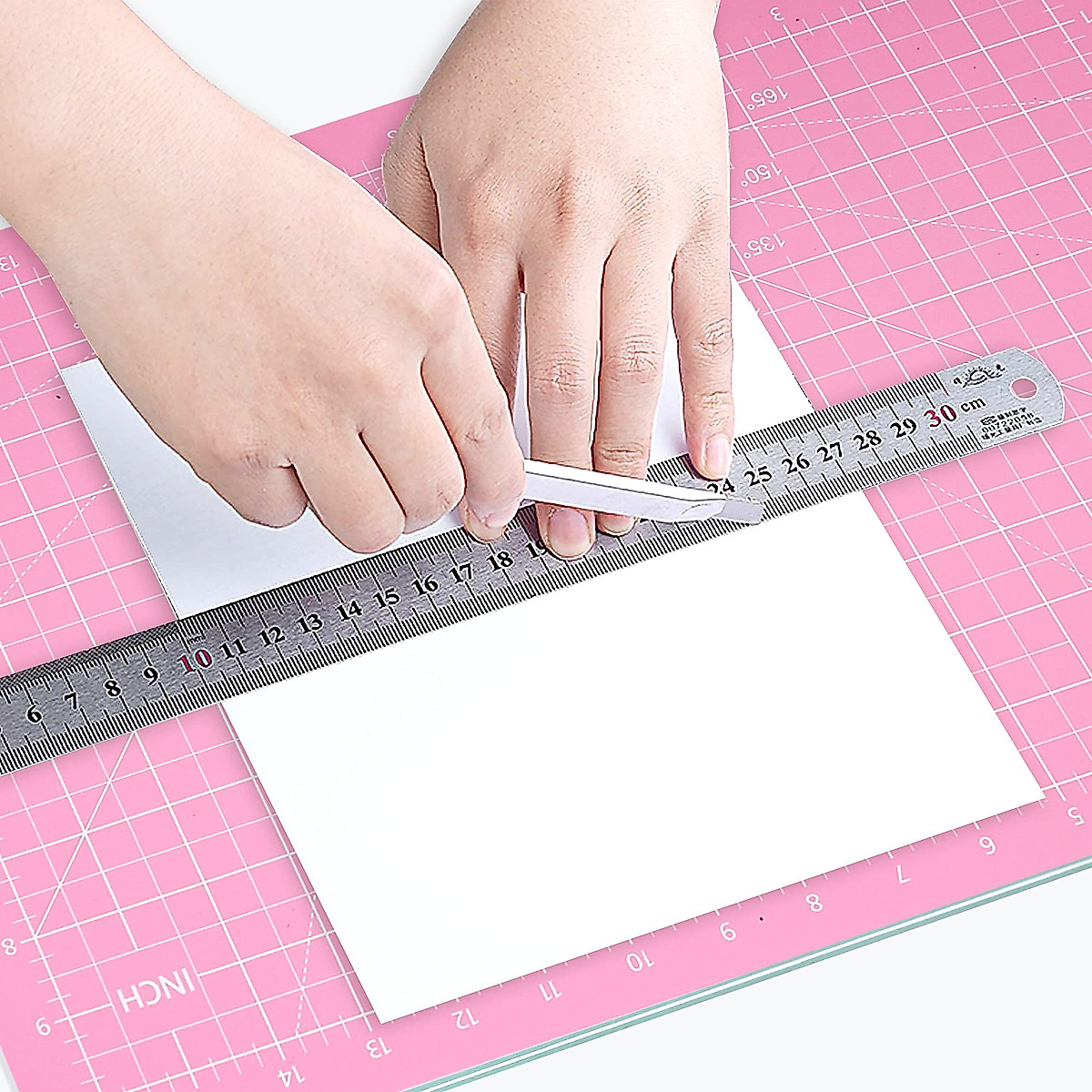 Self Healing Cutting Mat 18"x12" Non-Slip PVC Double Sided 5-Ply A3 Art Craft Rotating Mat, Rotary Cutting Mat for Quilting, Sewing Crafts Hobby Fabric Precision Scrapbooking Project(Pink/Purple)