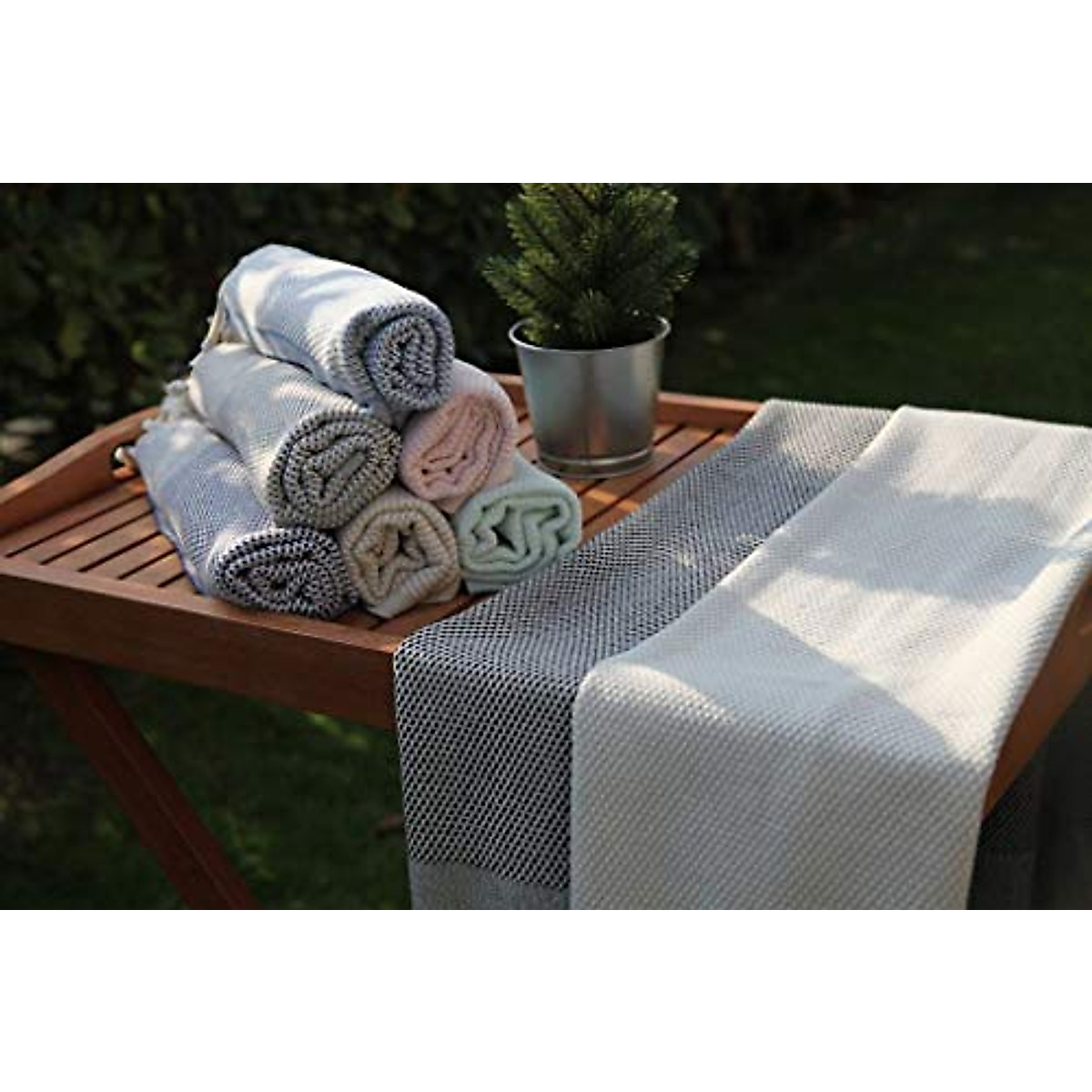 Whisper Weight Turkish Hand Towel (Black)