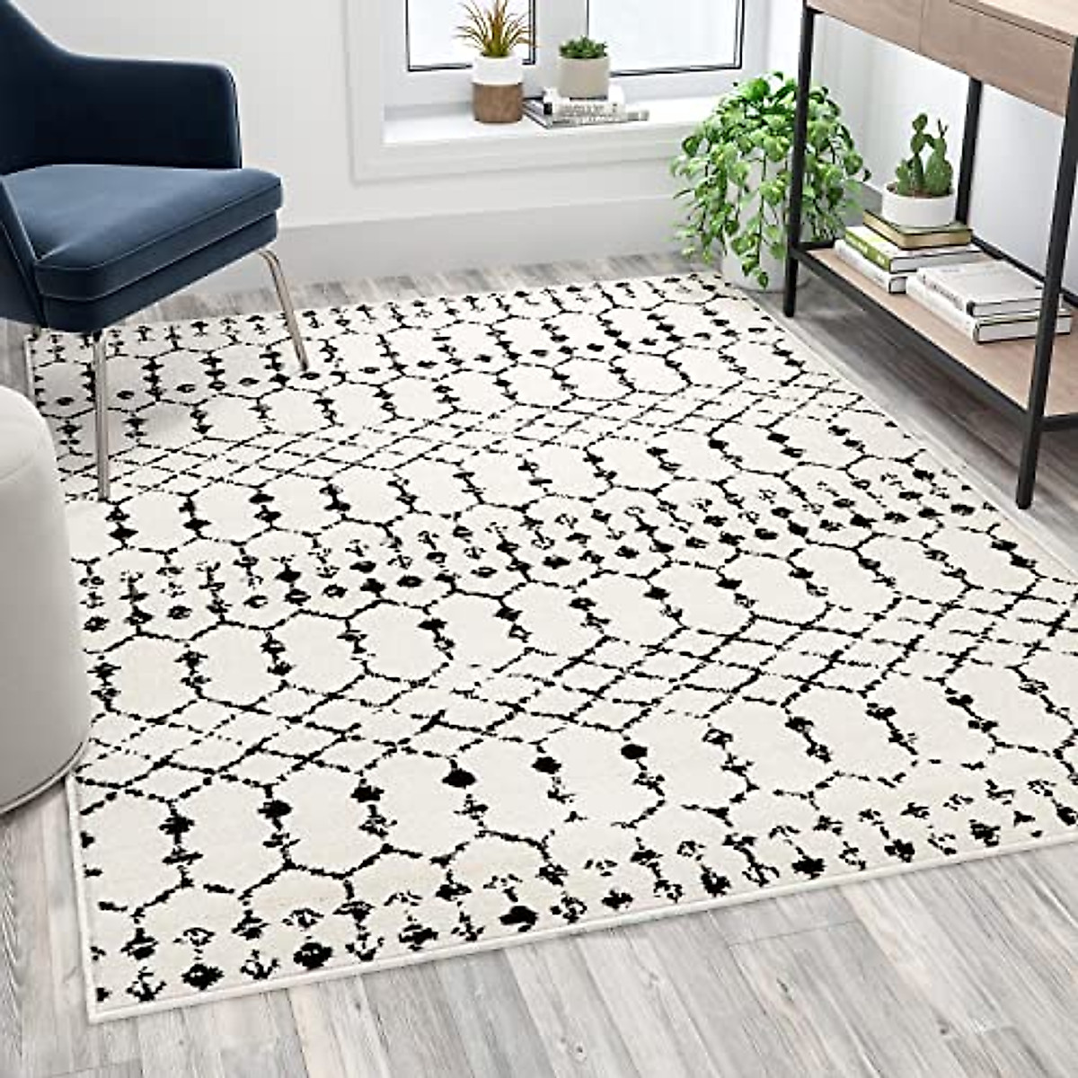 Flash Furniture Geometric Bohemian Low Pile Rug - 5' x 7' - Ivory/Black