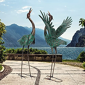 chisheen Crane Garden Statues Outdoor Metal Heron Yard Art Crane for Garden Sculptures Patio Lawn Ornaments,Set of 2