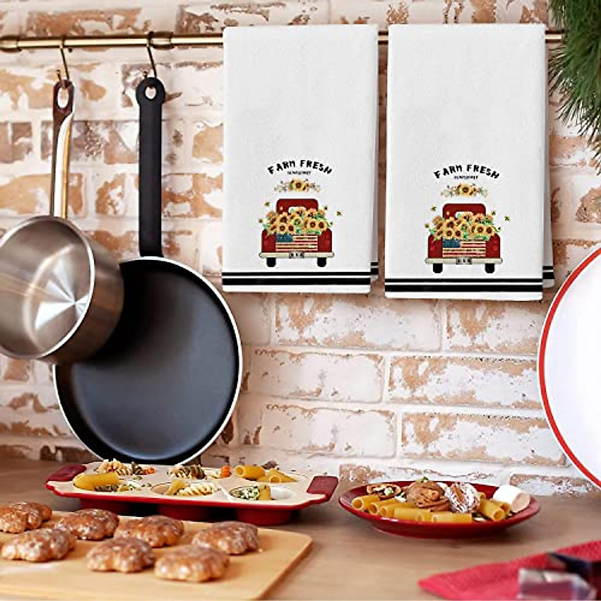 Beisseid Kitchen Towels Farm Fresh Sunflower Truck Dish Cloth Fingertip Bath Towels Cloth Black Stripes Hand Drying Soft Cotton Tea Towel 18x28in