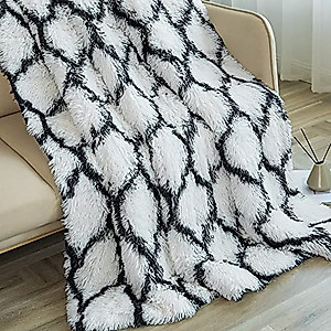 Kivik Shaggy Faux Fur Weighted Blanket 15 Pounds, Moroccan Print Long Fur Fluffy Heavy Throw Blanket for Adult,Plush Warm Thick Sherpa Furry Bed Blanket Gifts,Cream 48x72 Inches