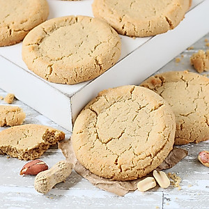 Dulcet Gift Baskets Happy Birthday Deluxe Bakery Gift Box, Includes Fresh Baked Raspberry and Old Fashioned Crumb Cake with Candles and Balloons, Ideal Present for Men Women Family Friends or Teens.