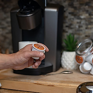 Day To Day 200-Count Donut Blend, Medium Roast Single Serve Coffee Pods for K-Cup Keurig Brewers (Donut Blend, 200 Count (Pack of 1))