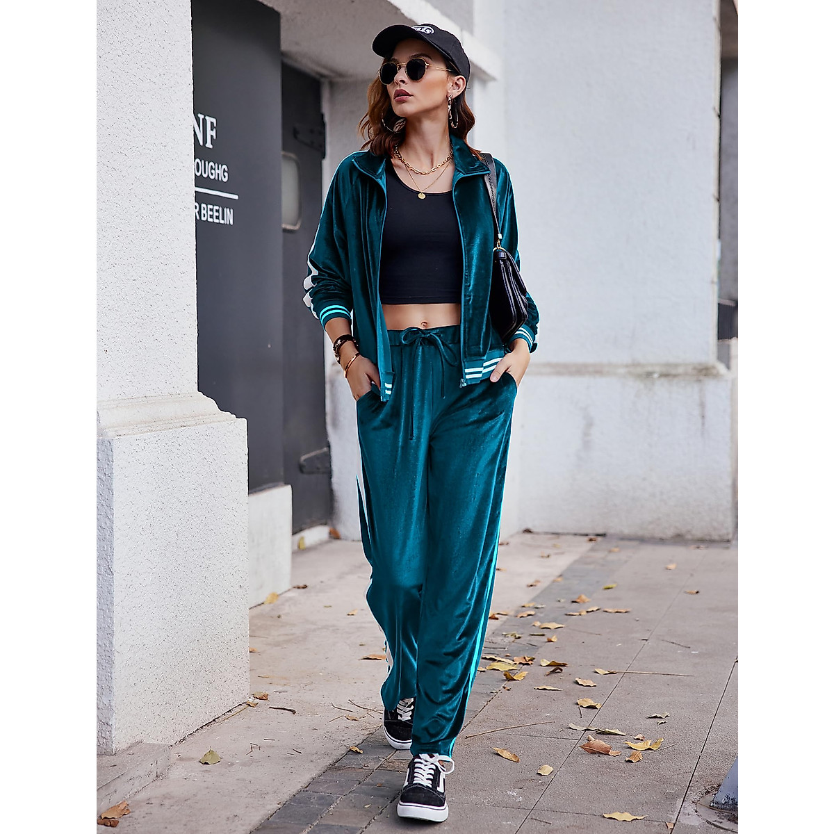 Ekouaer Women's Velvet Velor Tracksuits 2 Piece Lounge Outfits Zip Up Sweatshirt and Sweatpants with Pockets S-3XL(Blue,3X-Large)