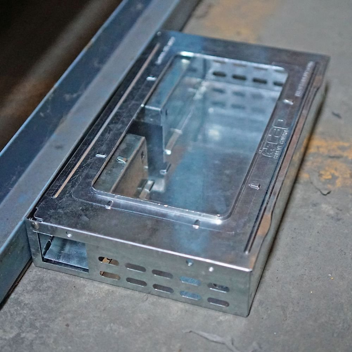 Southern Homewares iTrap Multi-Catch Clear Top Humane Repeater Mouse Trap, 4-Pack