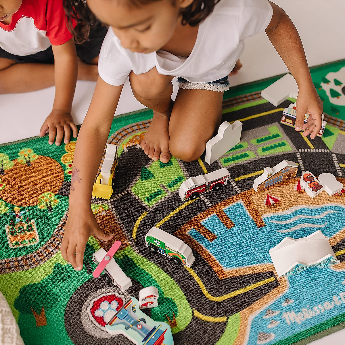 Melissa & Doug PAW Patrol Activity Rug - Adventure Bay (22 Pieces)