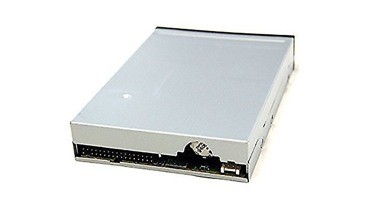 CH Internal Floppy Disk Drive Black 1.44 MB - Easy Data Transfer