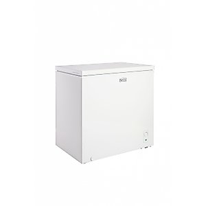 BLACK+DECKER 7.0 Cu. Ft. Chest Freezer, Holds up to 245 Lbs. of Frozen Food with Organizer Basket