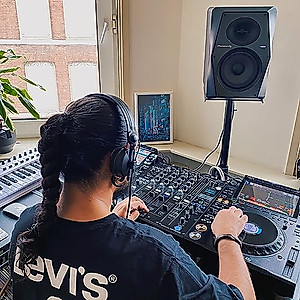 Pioneer DJ VM-80 8-inch Active Monitor Speaker - Black