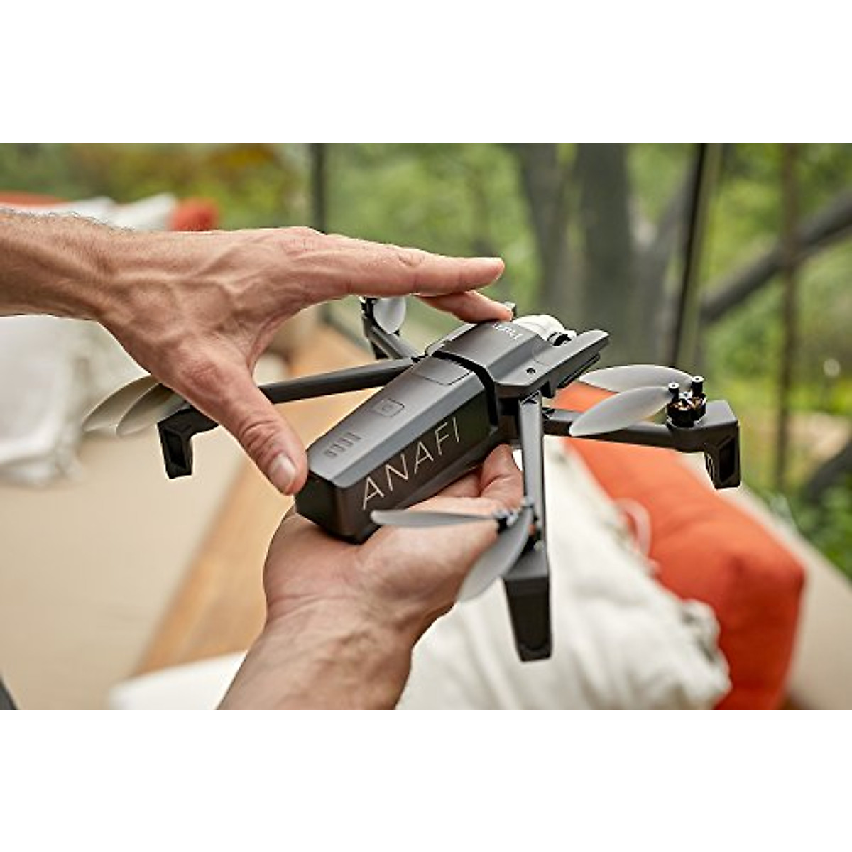Parrot PF728000 ANAFI Drone, Foldable Quadcopter Drone with 4K HDR Camera, Compact, Silent & Autonomous, Realize your shots with a 180° vertical swivel camera, Dark Grey