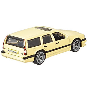 Hot Wheels Car Culture Circuit Legends Vehicles for 3 Kids Years Old & Up, Premium Collection of Car Culture 1:64 Scale Vehicles