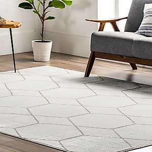 nuLOOM Veronica Geometric Honeycomb Area Rug, 7x9, Beige