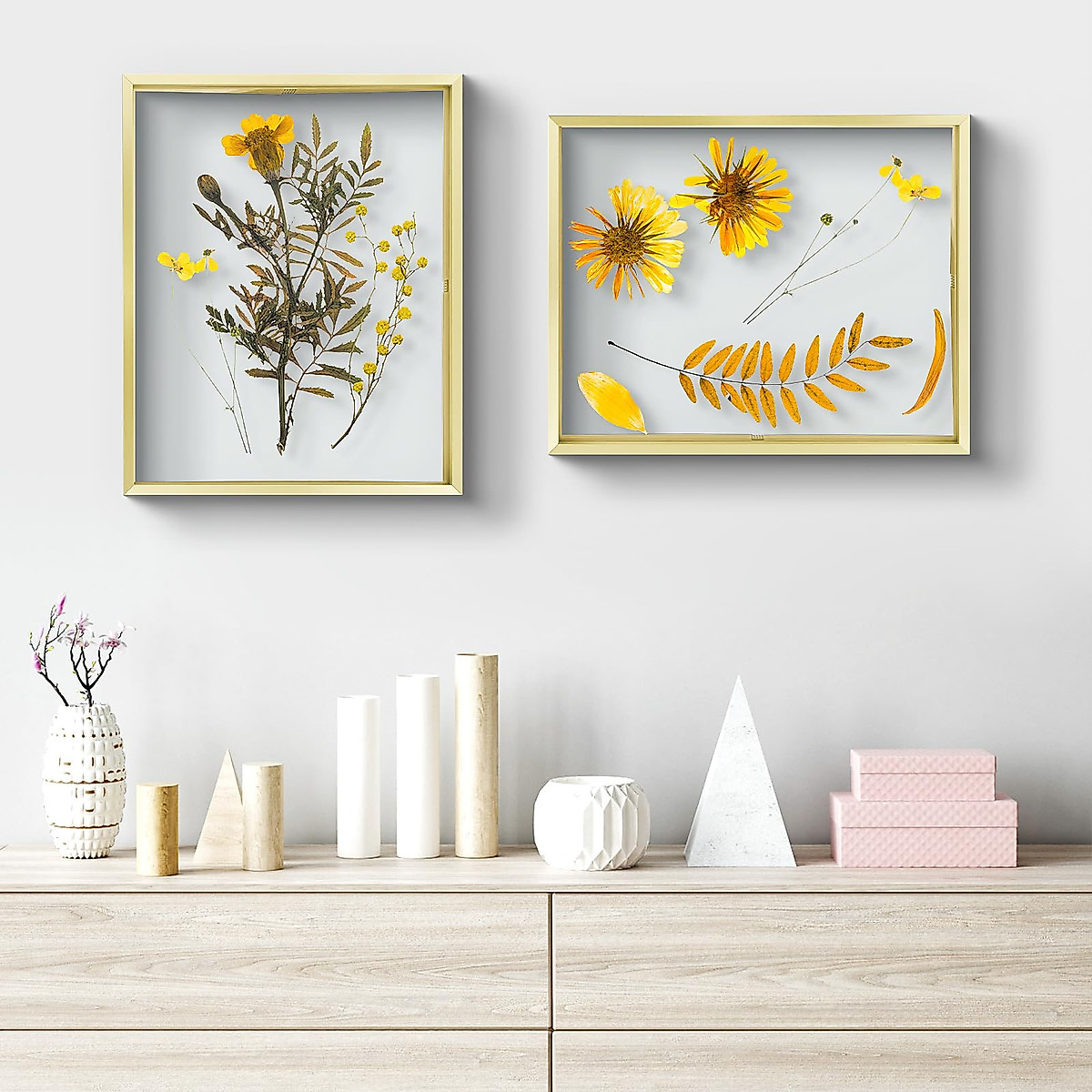 Frametory, Floating Picture Frame 11x14 - Gold Aluminum Metal Photo Frame - Real Glass of Front - for Wall Mount Displays