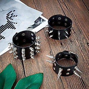 Hicarer 6 Pcs Spiked Studded Bracelets Punk Leather Rivets Bracelet Cuff for Men Women Halloween Accessories(Classic Style)