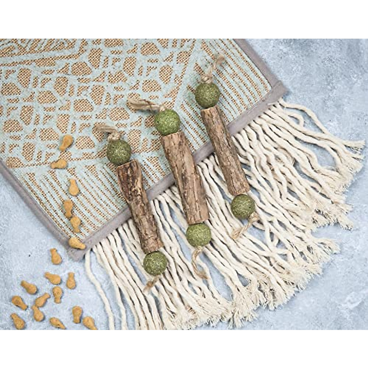 XanderPets Cat Chew Stick - Matatabi Stick for Cat - Silvervine Chew Sticks for Cats - Cat Dental Sticks w/Cat Nips Organic - All Breeds 3PK