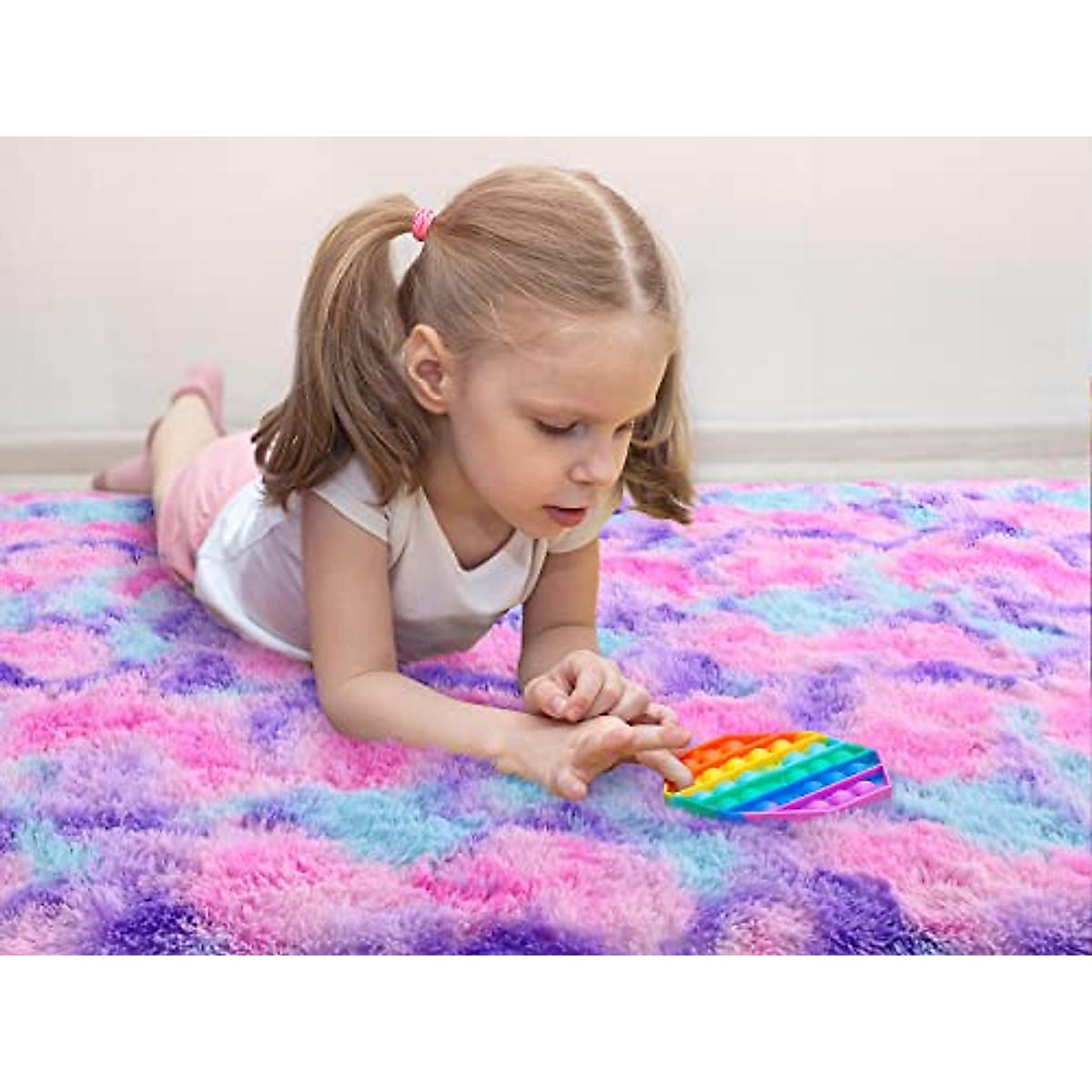 HOMORE Soft Fluffy Rug for Bedroom, Tie Dye Rugs for Living Room, Non Slip Shaggy Plush Carpet for Kids Nursery Toddler, 4x6 Feet Area Rugs for Room Floor, Hot Pink