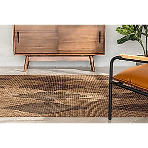 Well Woven Kaila Natural Color Indoor/Outdoor Tribal Diamonds (5'3" x 7'3") Area Rug