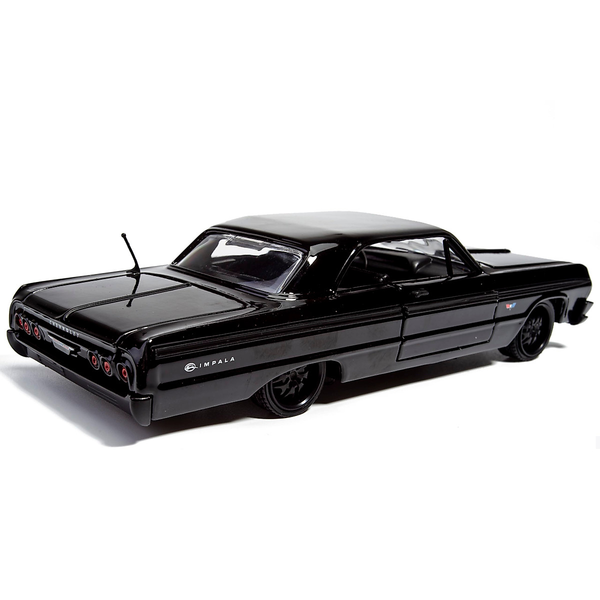 Motor Max 73259AC-BK Chevy Impala, Black 73259AC-BK - 1/24 Scale Diecast Model Toy Car