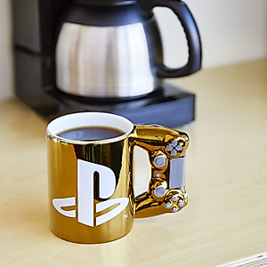 Paladone Playstation Controller Mug (Gold)
