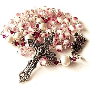elegantmedical Handmade Veluriyam Rose Beads & Pearl Beads Rosary & Italy Cross Catholic Necklace Gift Box (pink)