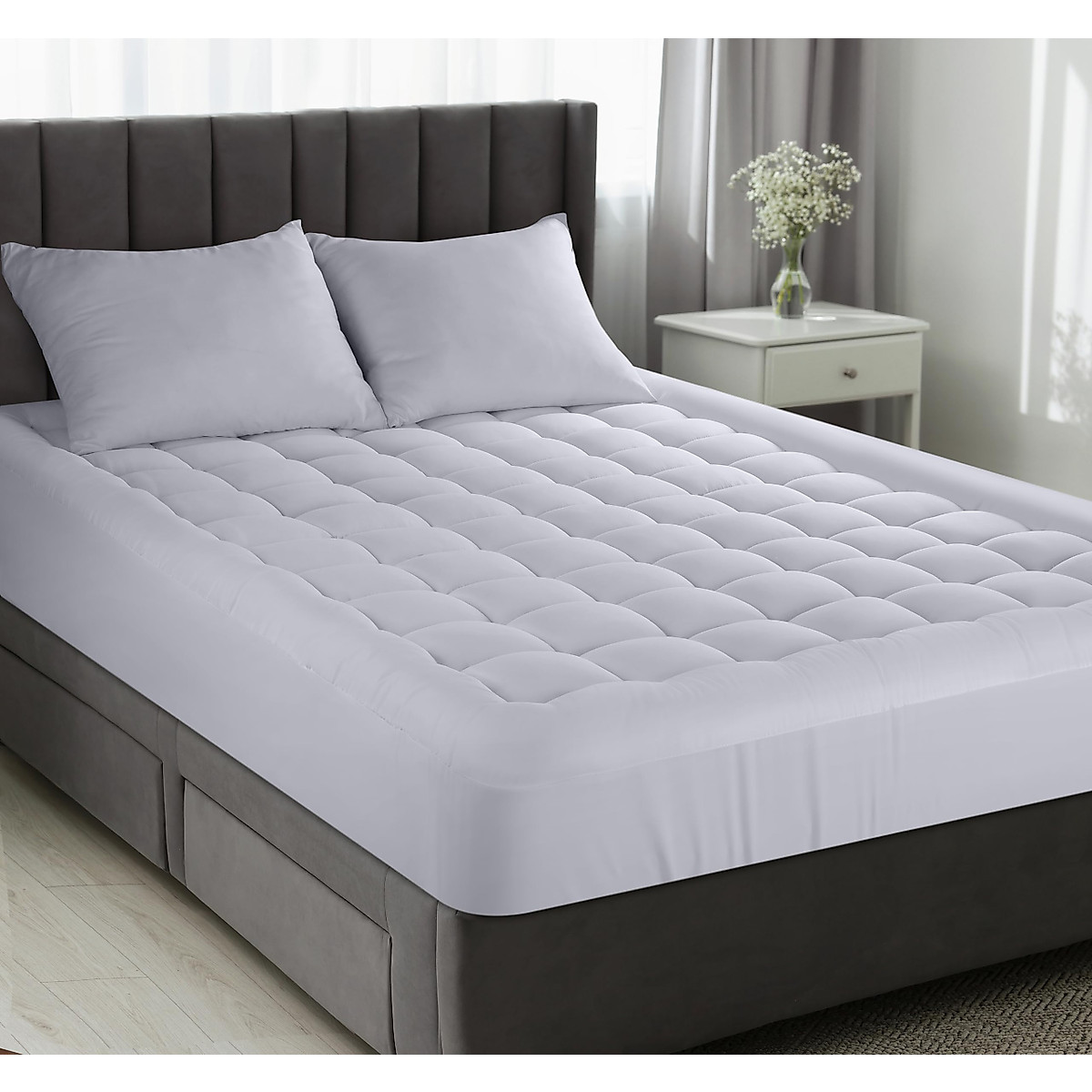 Utopia Bedding King Mattress Pad, Quilted Fitted Premium Mattress Protector, Deep Pocket Mattress Cover Stretches up to 16 Inches, Fluffy Pillow Top Mattress Topper (78x80 Inches, White)