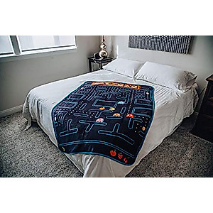 Pac-Man Maze Throw Blanket | Cozy Fleece Blanket | Super Soft Lightweight Blanket | 45 x 60 Inches