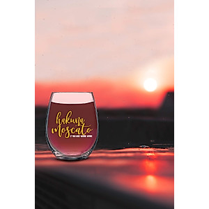 Funnwear Hakuna Moscato - 15oz Funny Wine Glass Unique Happy Birthday Novelty Idea for Him, Her, Mom, Women, Men Wife, Boss, Sister, Best Friend, BFF, Aunt - Perfect for Coworker