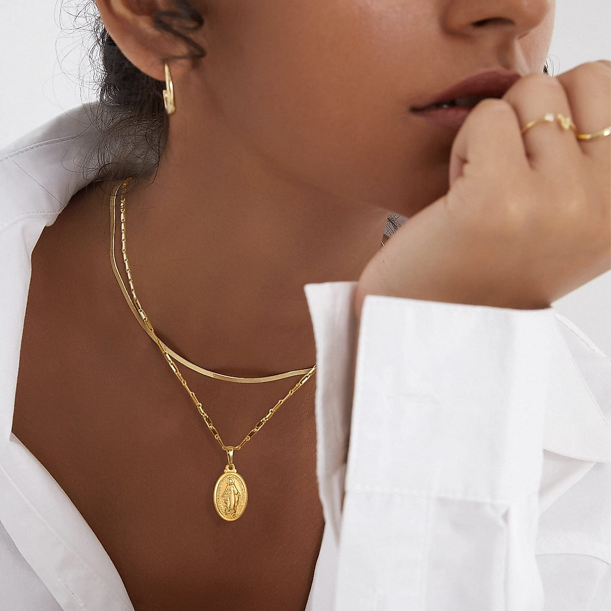 GOLDCHIC JEWELRY Gold Blessed Our Lady Of Guadalupe Pendant Necklace for Women, 18k Gold Plated Mary Medallion Necklace, Medal Necklace For Women Men-With Gift Box