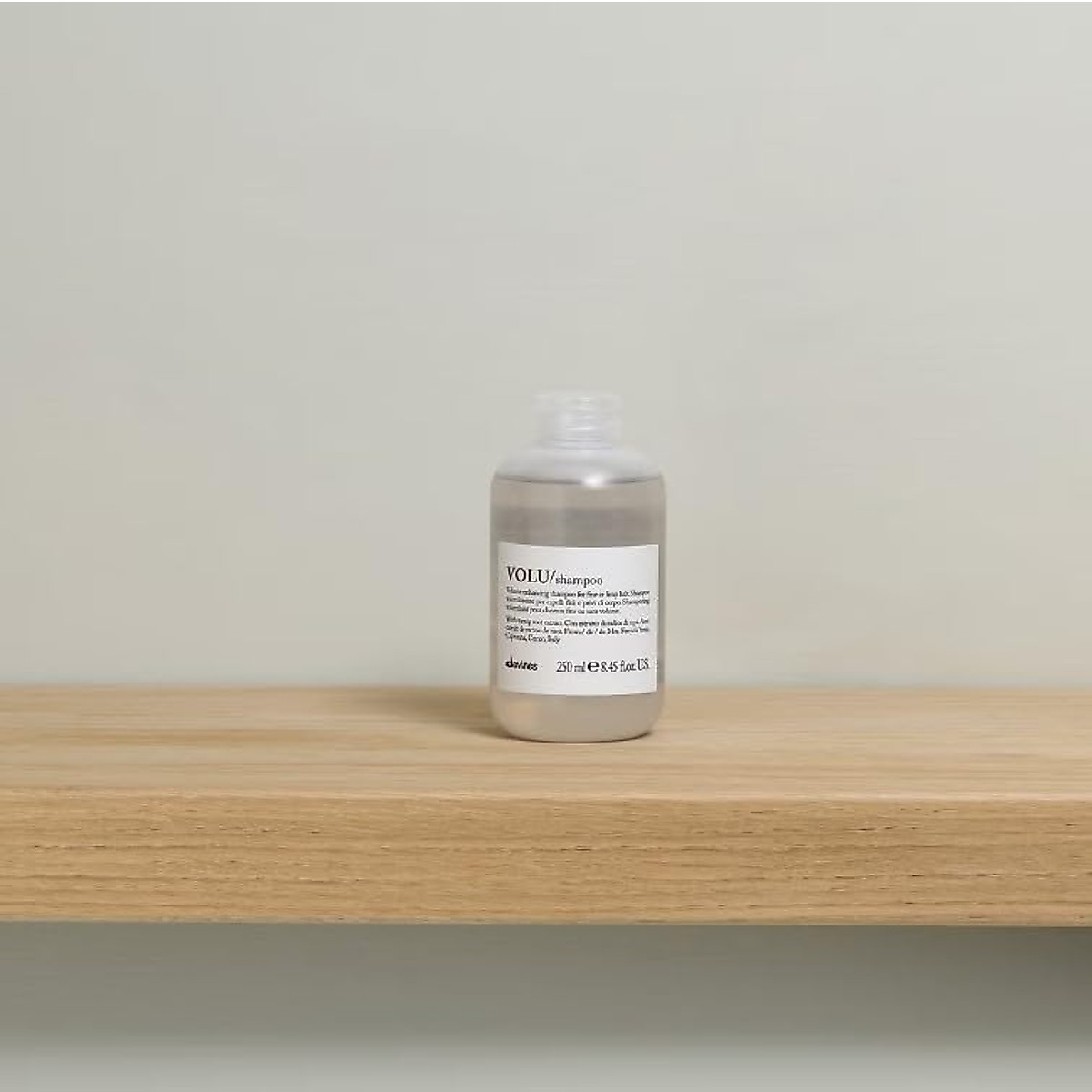 Davines VOLU Shampoo | Volume Shampoo for Fine, Thin Hair Types | Gentle Everyday Volumizing | 8.45 fl oz (Pack of 1)