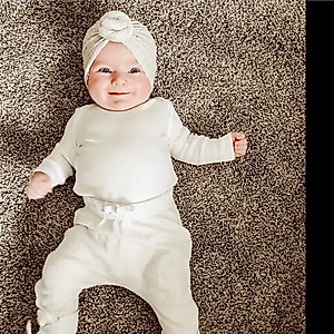 Asufegucd 5 Pieces Baby Turban Hats Turban Bun Knot Baby Infant Beanie Baby Girl Soft Toddler Cap Waffle Style (Girls 5pcs)