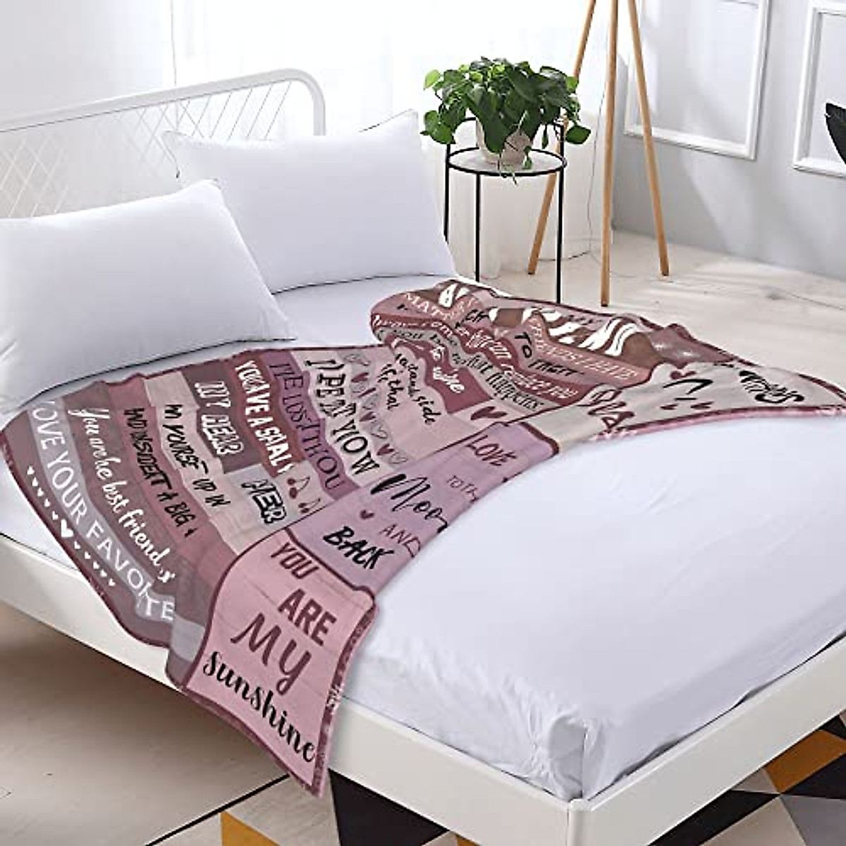 ZUMAS Best Friend Blanket, for Women, Best Friend Birthday Gifts for Women, Friendship Gifts for Women Friends, Throw Blankets for Bed Sofa Couch Travel (Red, 50x60)