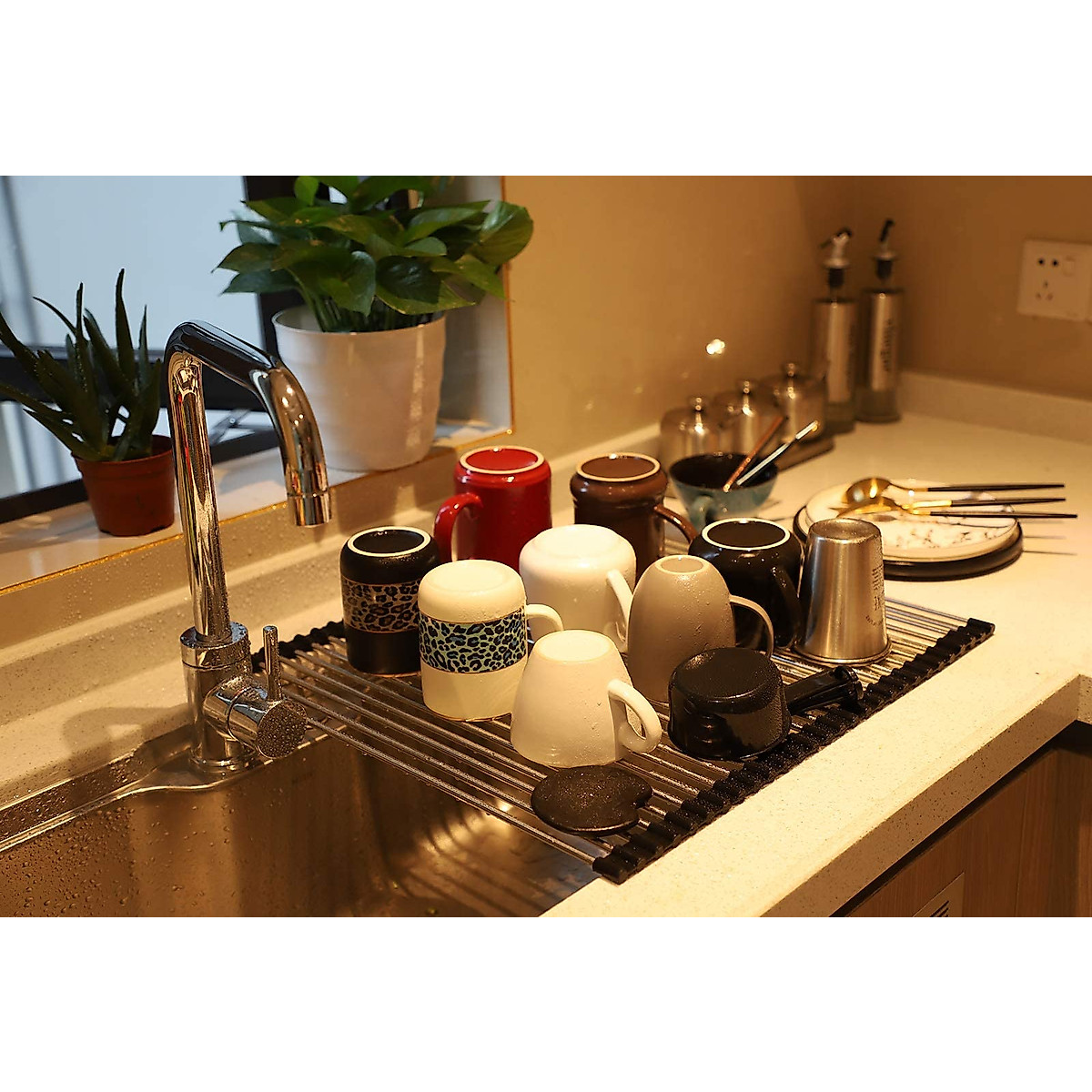 Ahyuan Roll Up Dish Drying Rack Multipurpose Kitchen Dish Rack Roll Over The Sink Dish Drying Rack Portable Rolling Dish Drainer for Kitchen Sink RV Accessories (Black, 17.7''X19.7'')