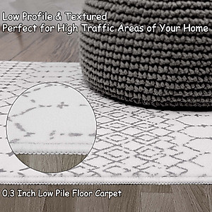 Seavish Moroccan Trellis Runner Rug 2x4 White Kitchen Runner Rugs Non Skid Washable Soft Bathroom Rug Runner Thin Foldable Accent Throw Rug for Laundry Room Bedroom Entryway Dorm