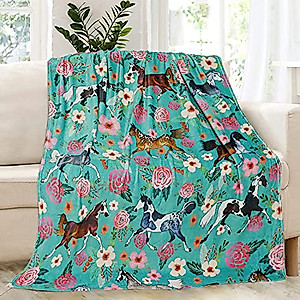 Metawu Horse Blanket Animal Blanket for Women Girls Who Love Horses 60”x50” Throw Fleece Blanket in Home Bed Sofa Chairs Dorm